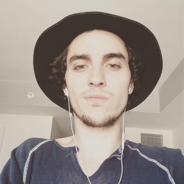 Diego, el talentoso y guapo hijo de Beto Cuevas que se abre camino en la música