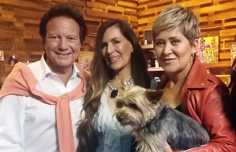 Andrea Tessa y la especial conexión con su perro Patán en su nuevo ...