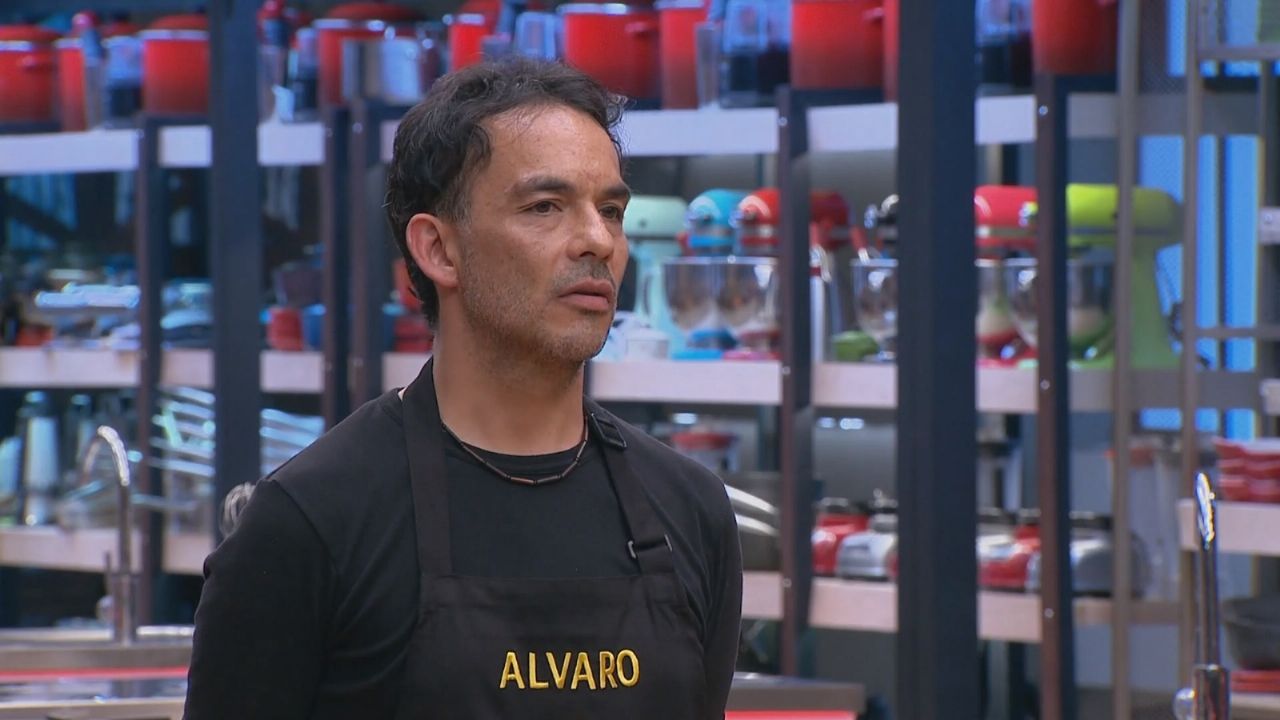 Álvaro López sufrió robo de su guitarra y lanzó llamado: "Demás está ...