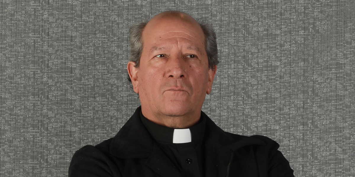 Alejandro Trejo habló de su personaje de cura en Hasta Encontrarte ...