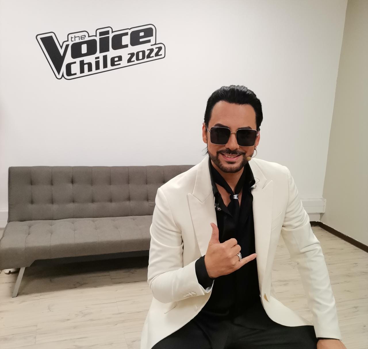 Beto Cuevas deslumbró con su look en la final de The Voice: reveló ...