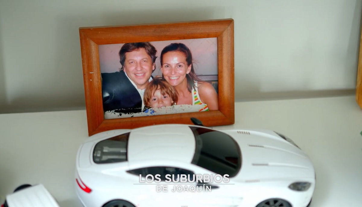 Hijo de Fran García-Huidobro y Julio César mostró su dormitorio en 'De tú a tú': "Mis suburbios"