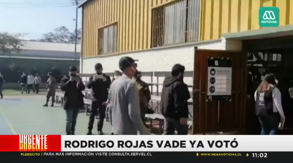 Con lentes y gorro: registran a Rodrigo Rojas Vade votando en el ...