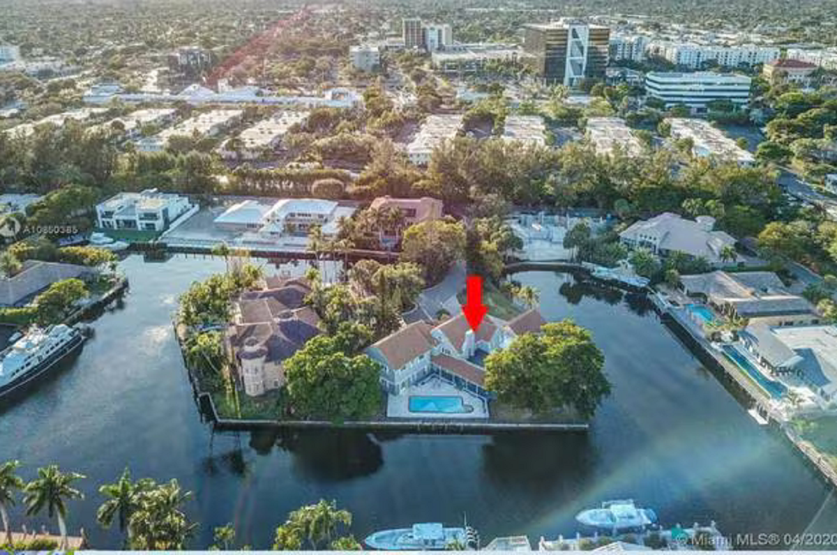 Conoce la lujosa mansión de Luis Suárez en Miami