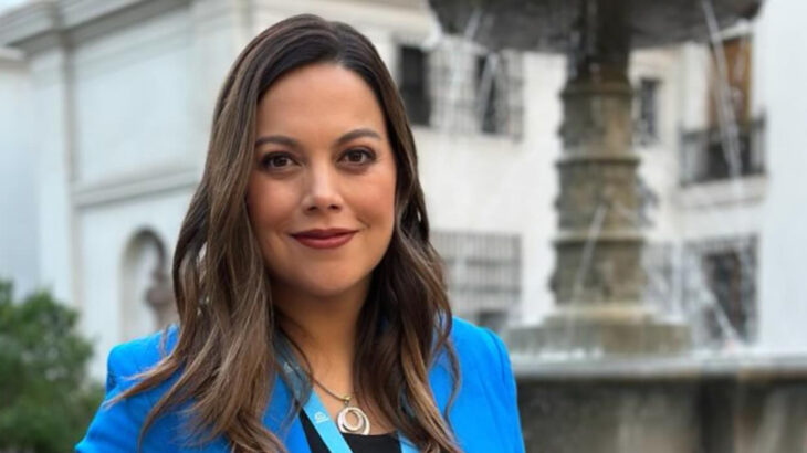 Periodista de Mega, Daniela Valdés, mostró tierna sesión de su hija